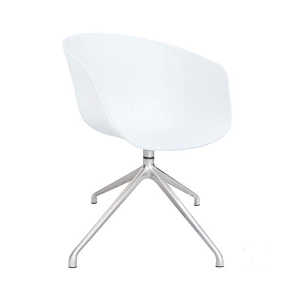 Oreo Tub Chair | Werken Workspace Furniture